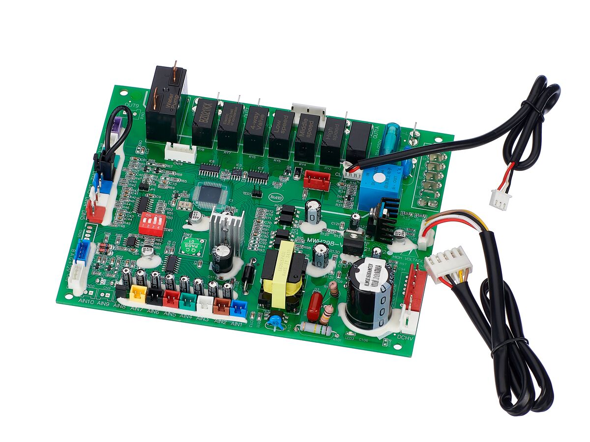 Henden Essential 9kW PC Board from Reece