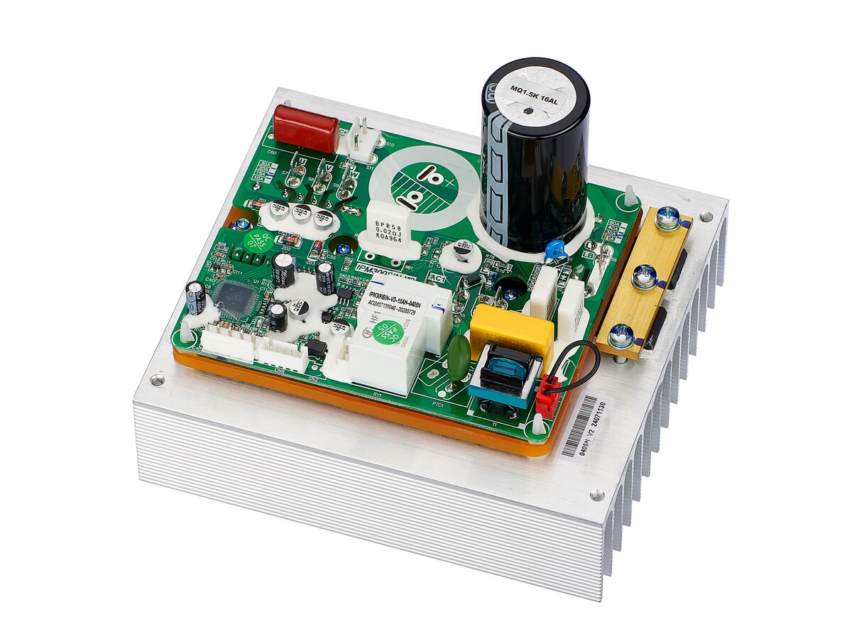 Henden Essential 9kW Inverter Board from Reece