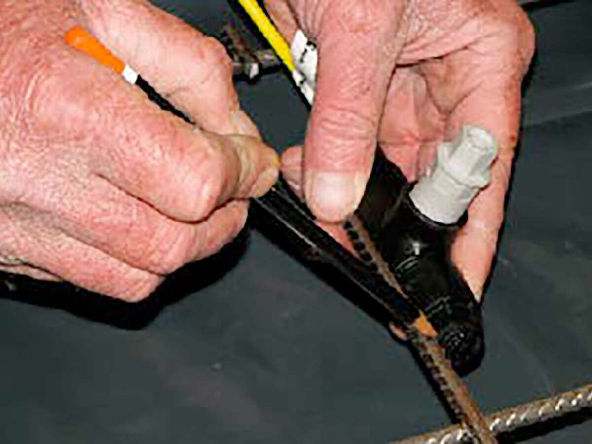 Wetcon Wet Area Connector (Suits Up To 12mm Reo) 2 metre Cable Only from Reece