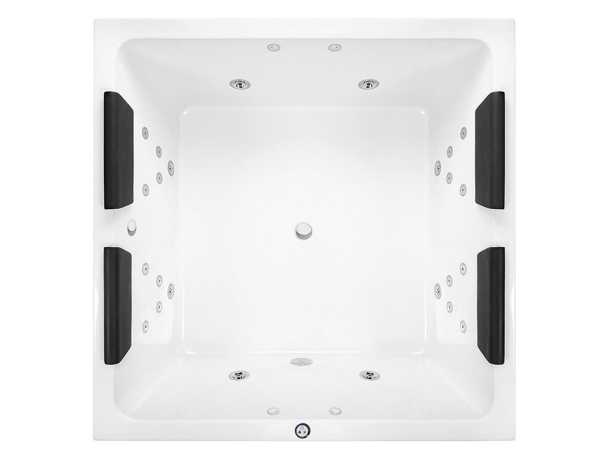 Venice 1400 Dolce Vita Spa White/ Chrome 24 Jet from Reece