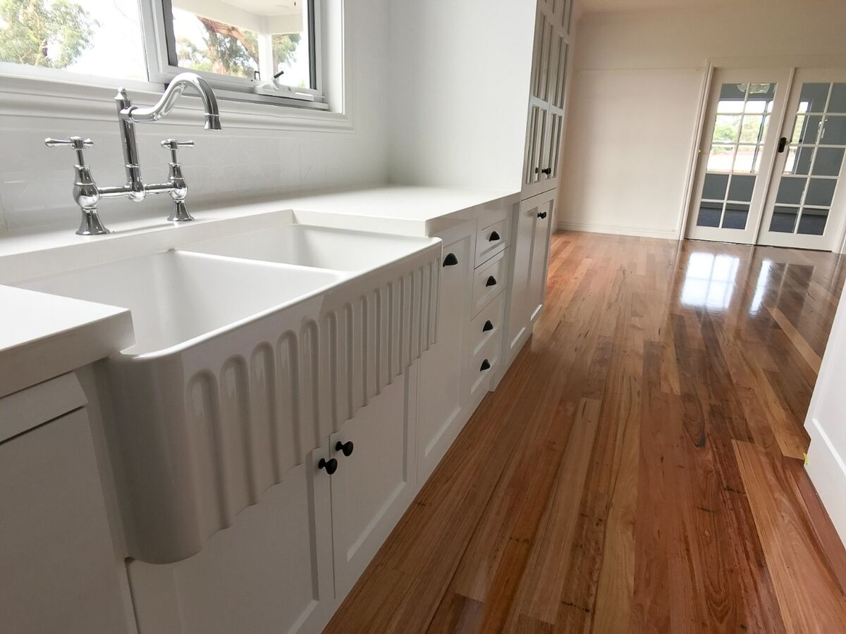 Turner Hastings Novi Double Bowl Fine Fireclay Butler Sink - Double ...