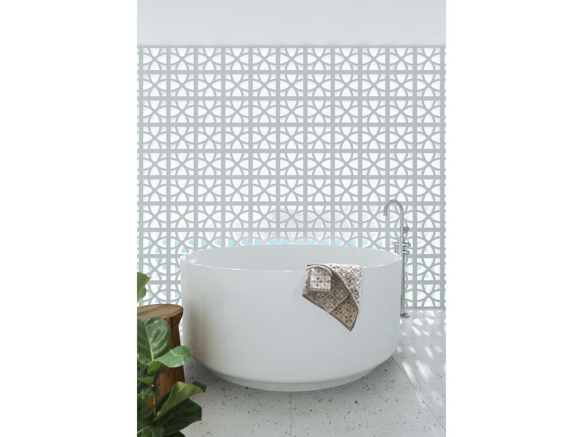 Florencia 1400 Freestanding Bath White from Reece